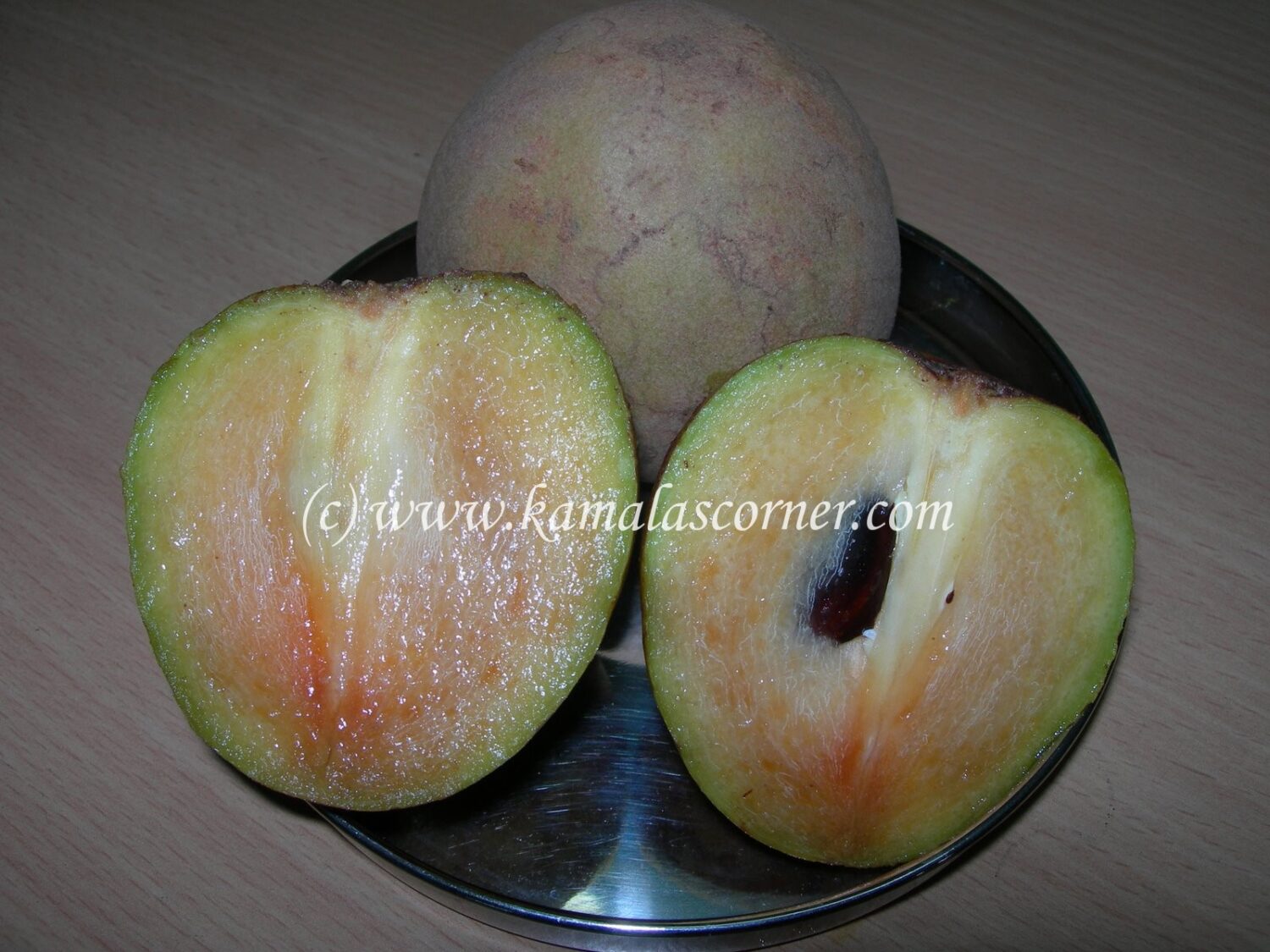 Chikoo (Sapota) Fruit - Kamalas Corner