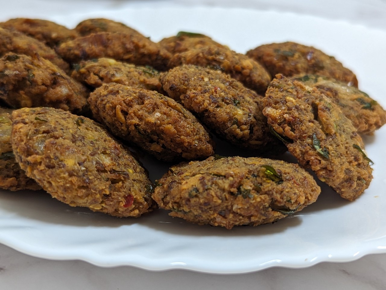 Kondai Kadalai (Chickpeas) Vadai - Kamala's Corner